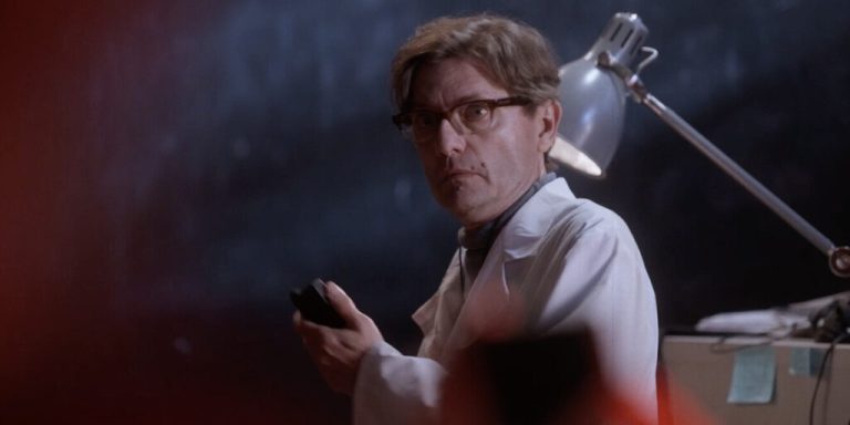 “Dead Media” – Screen Zealots